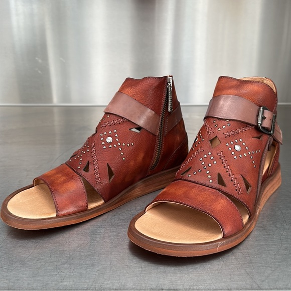 Sundance | Shoes | Vera Cruz Studded Cutout Rust Leather Sandals New In ...